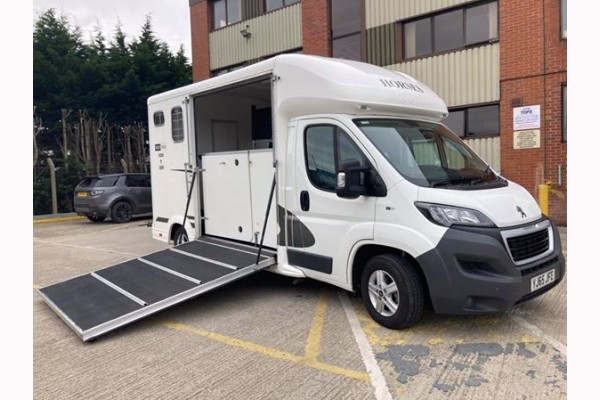 Equi-Trek Sonic 3.5t (65 reg)